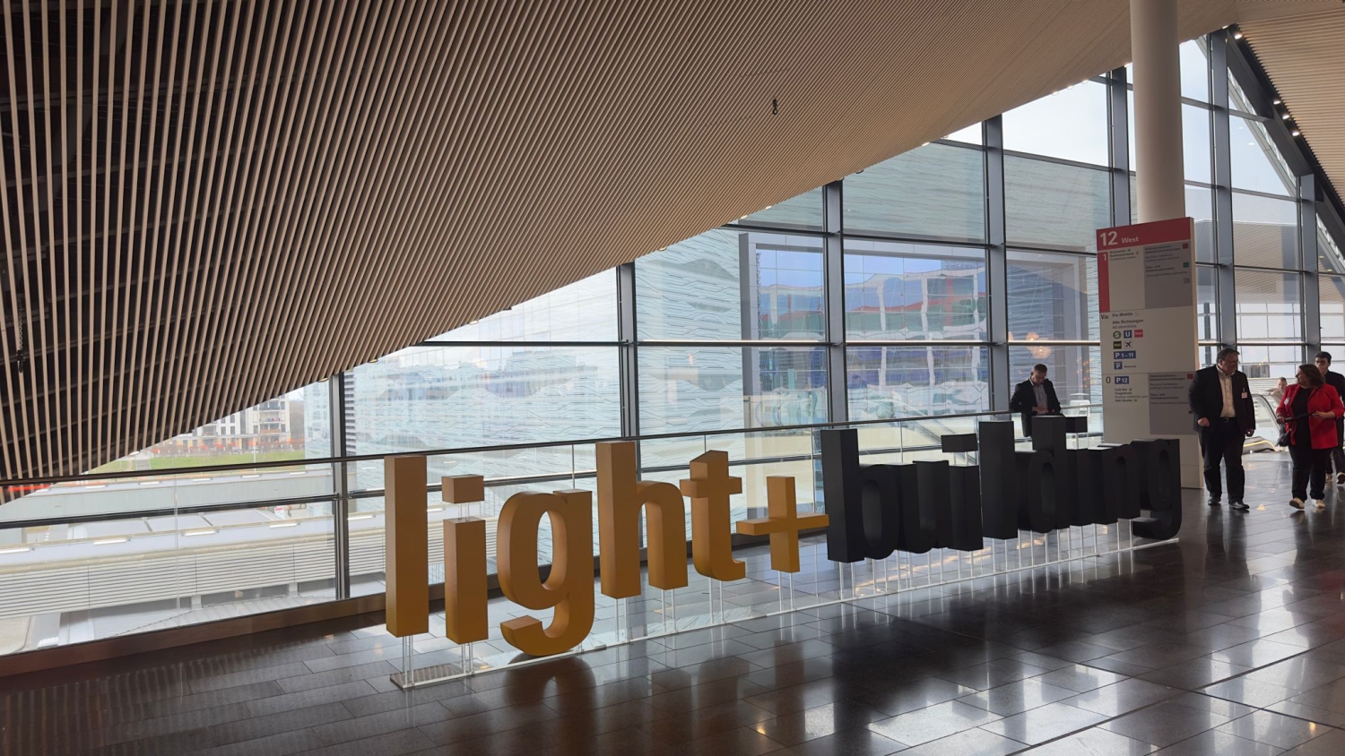 Light + Building 2024: Be electrified - EWZ